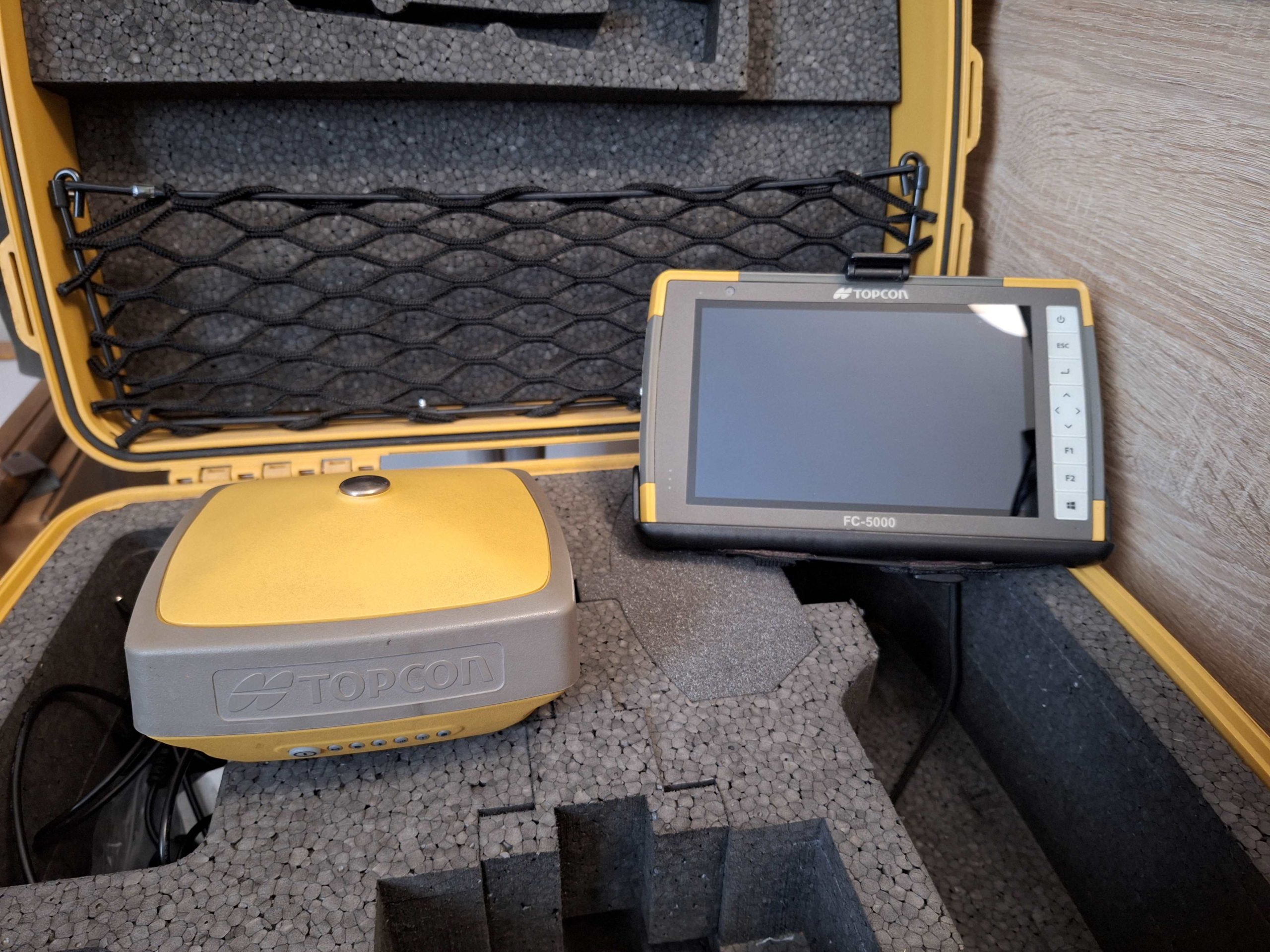 TOPCON HIPER VR year of production 2019 + FC5000 controller - Geosell.eu